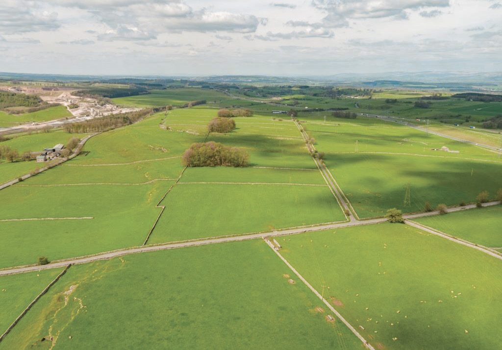 English beauty - CountryWide